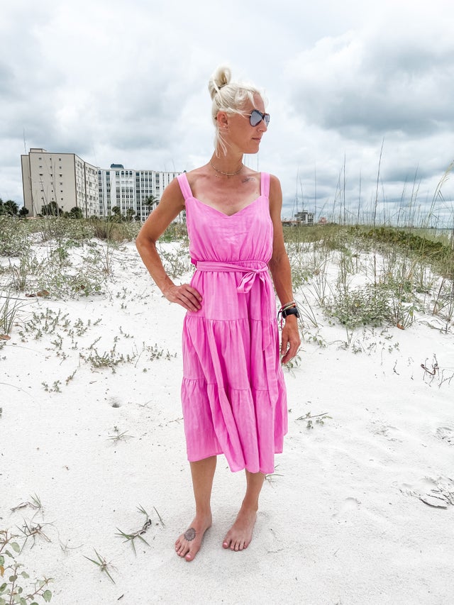 Dresses – LUX BY LESLIE